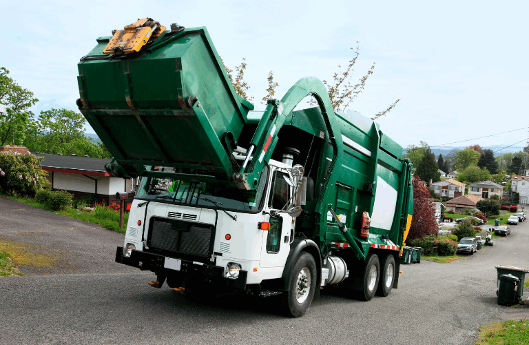 5 Benefits of Smart Trucks in Waste Management - Routeware